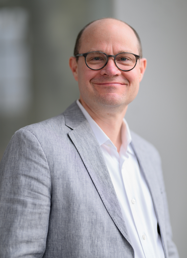 DOUG GERLACH, AIA, LEED AP, CPHC – Snow Kreilich Architects